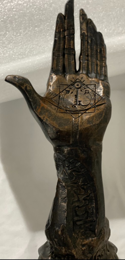 Review: Invisible Sun – Black Cube – Storytelling and Gaming